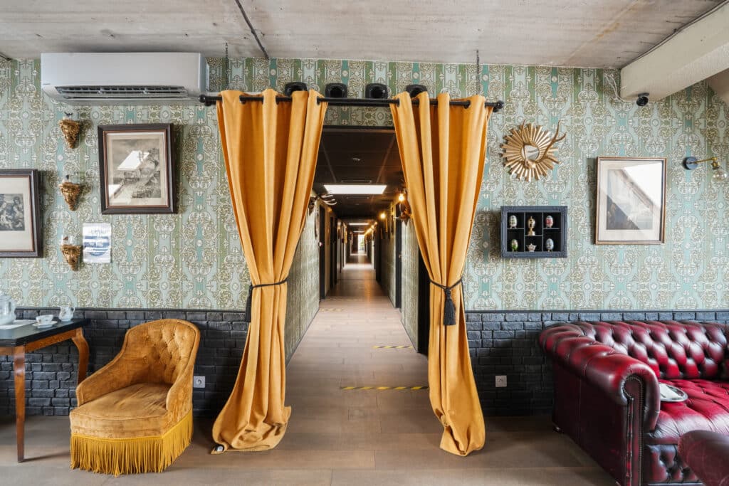 Glorious Escape Game | 78‎ YVELINES 's Biggest escape game